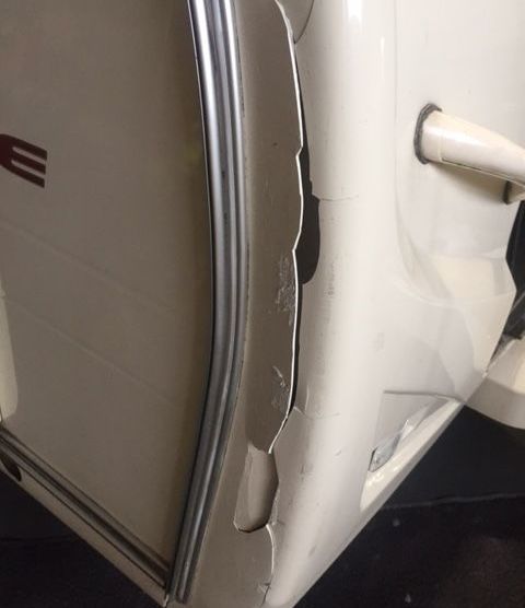 Polyester reparatie caravan en camper mijdrecht